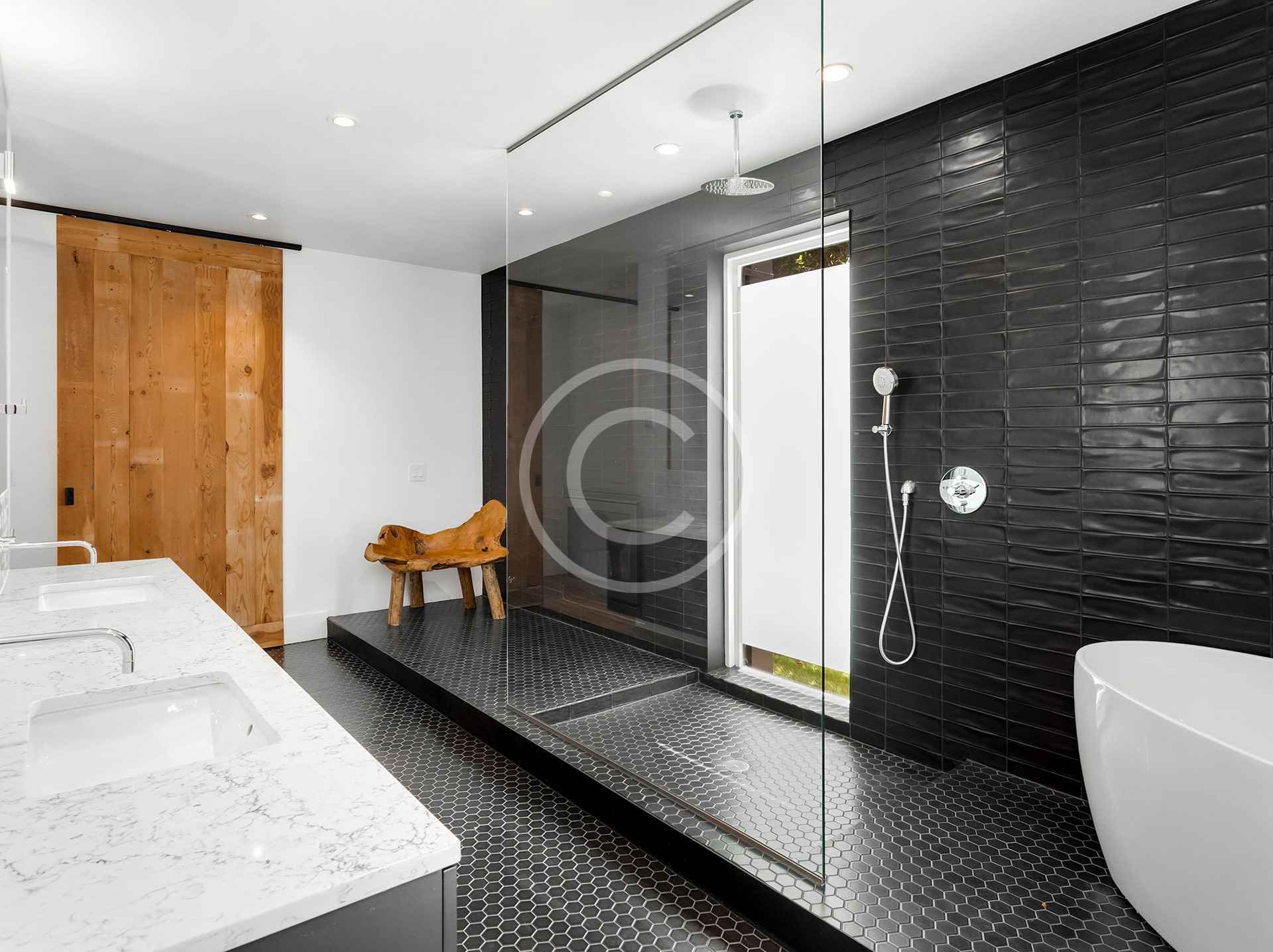 The building issuance - Richmond Traders